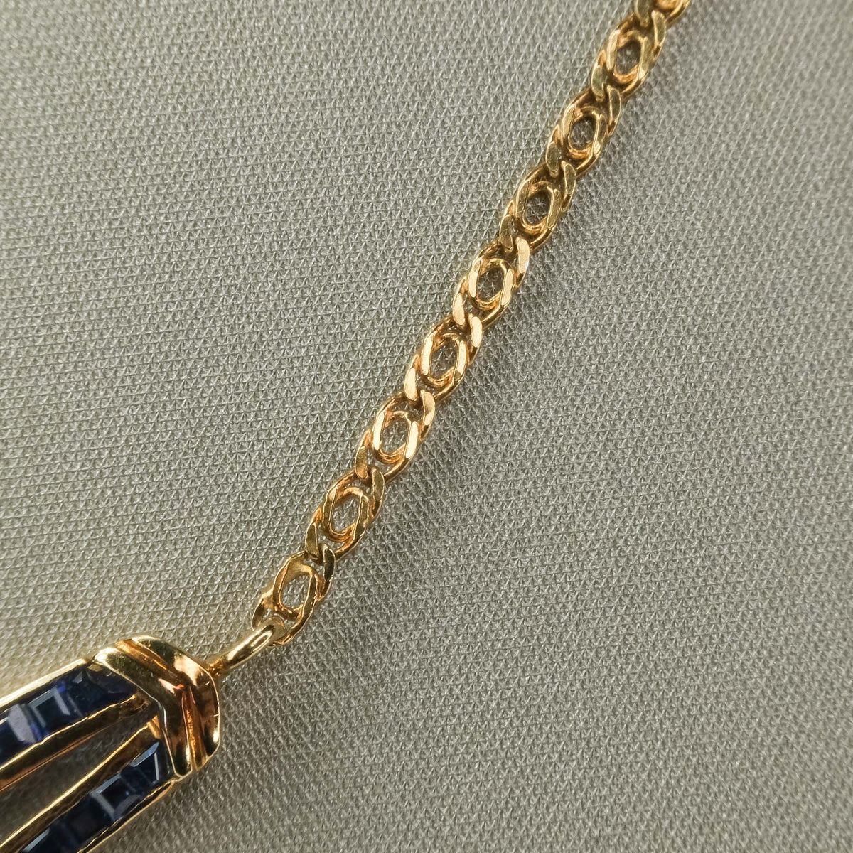 Sapphire and Diamond Fixed Pendant Necklace in 18K Yellow Gold – Oaks ...